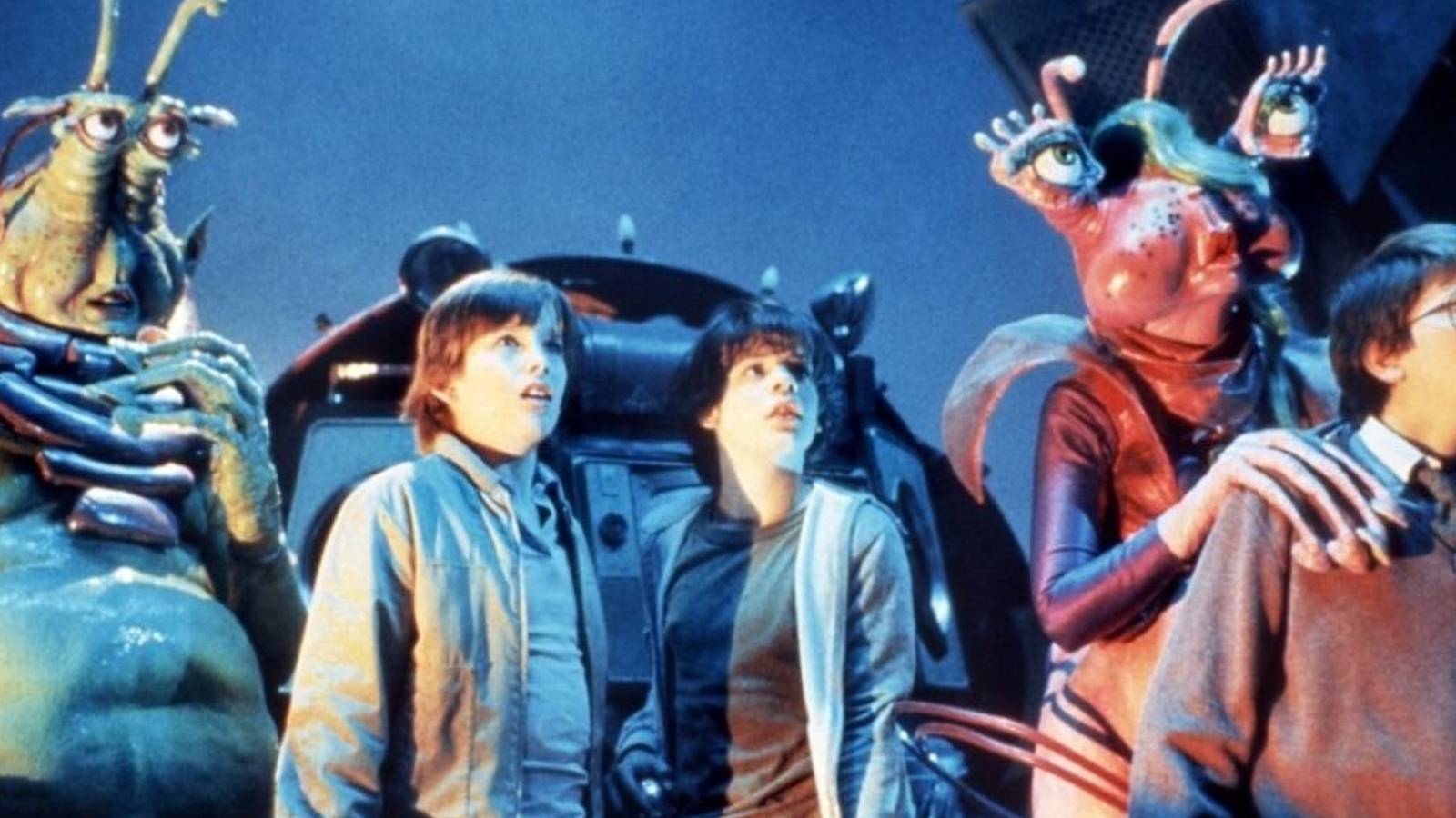 This 40-Year-Old Ethan Hawke Sci-Fi Cult Classic Was Released Before It ...