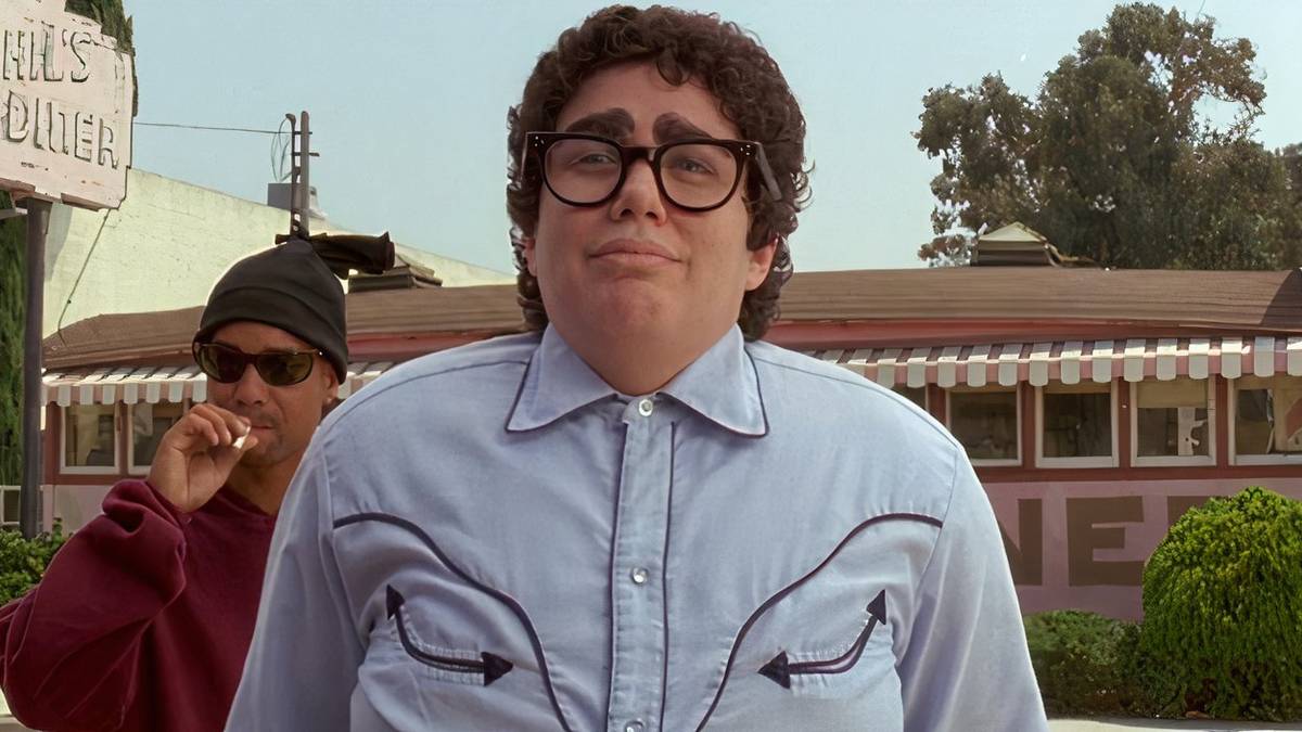 'Pat Isn't Trans or Non-Binary': SNL Star Defends Controversial ...