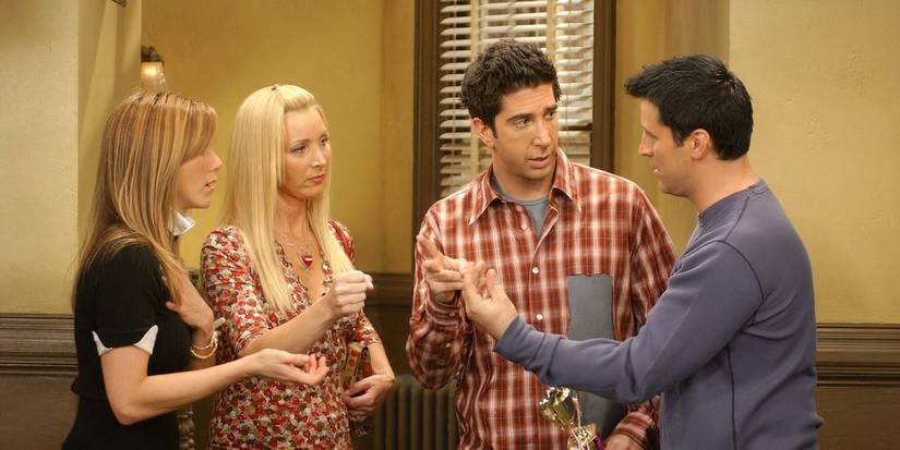 Lisa Kudrow Reflects on the Challenges of Playing Phoebe on Friends