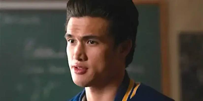 Why Reggie Mantle Was Recast in Riverdale (& Why it Was So Controversial)