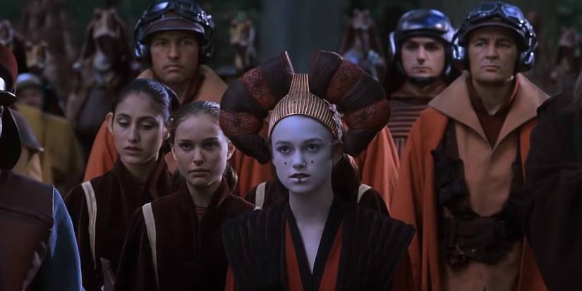 One Iconic Lord of the Rings Actor Had a Forgotten Role In Another ...