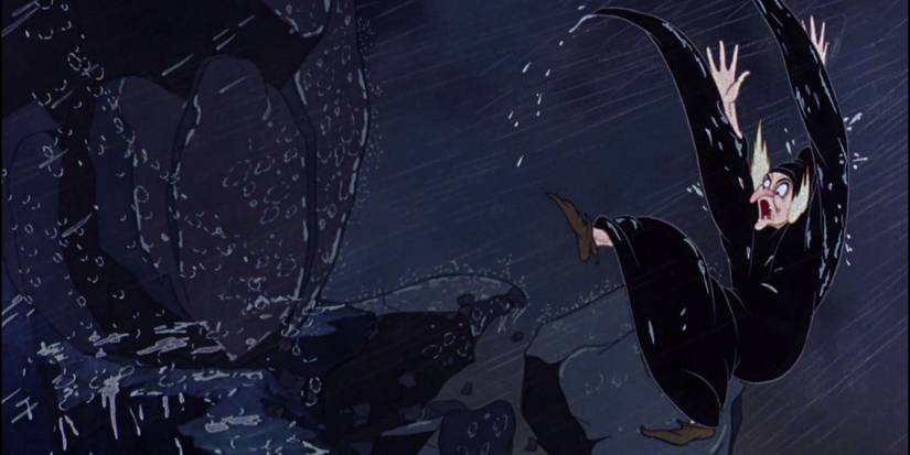 8 Major Differences Between Disney's Snow White and the Brothers Grimm Book