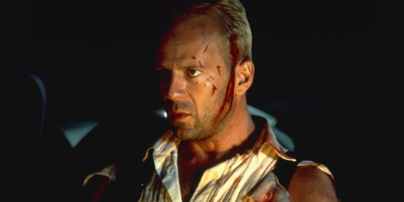 Sorry Sci-Fi Fans, The Fifth Element Should Never Get a Sequel