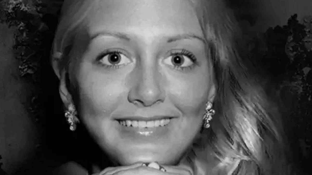 The Vampire Diaries Author L.J. Smith Passed Away at 66