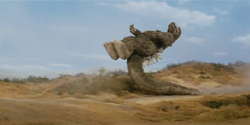 15 Weirdest Details in Godzilla Movies