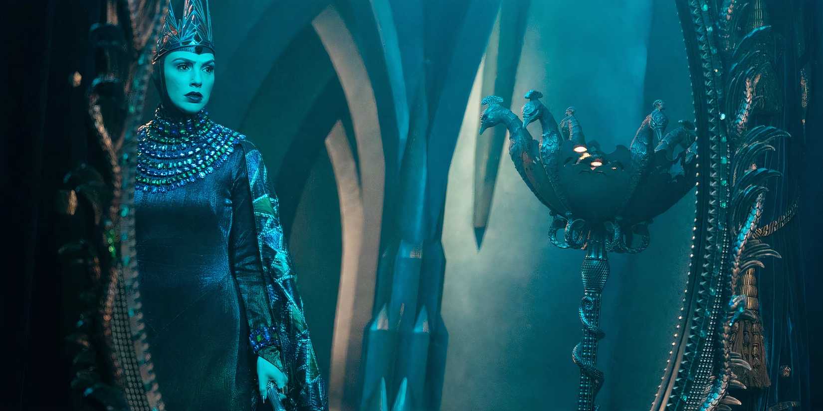 Every Snow White Easter Egg In the 2025 Remake