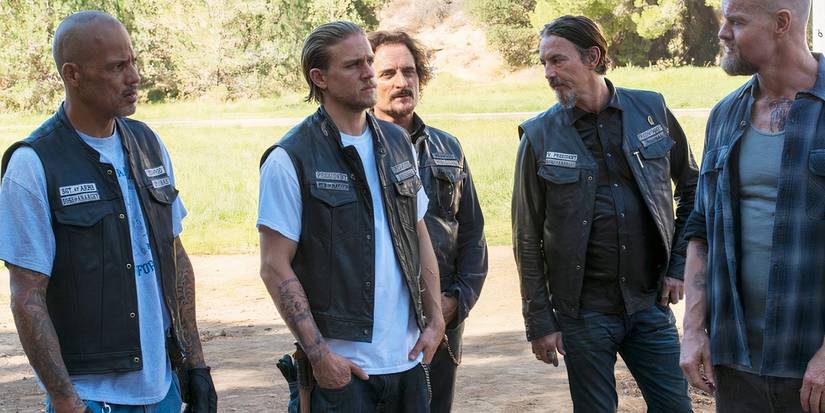 When Does Happy Become a Member of SAMCRO in Sons of Anarchy?