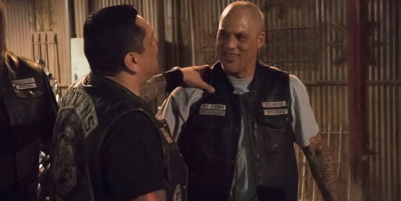 When Does Happy Become a Member of SAMCRO in Sons of Anarchy?
