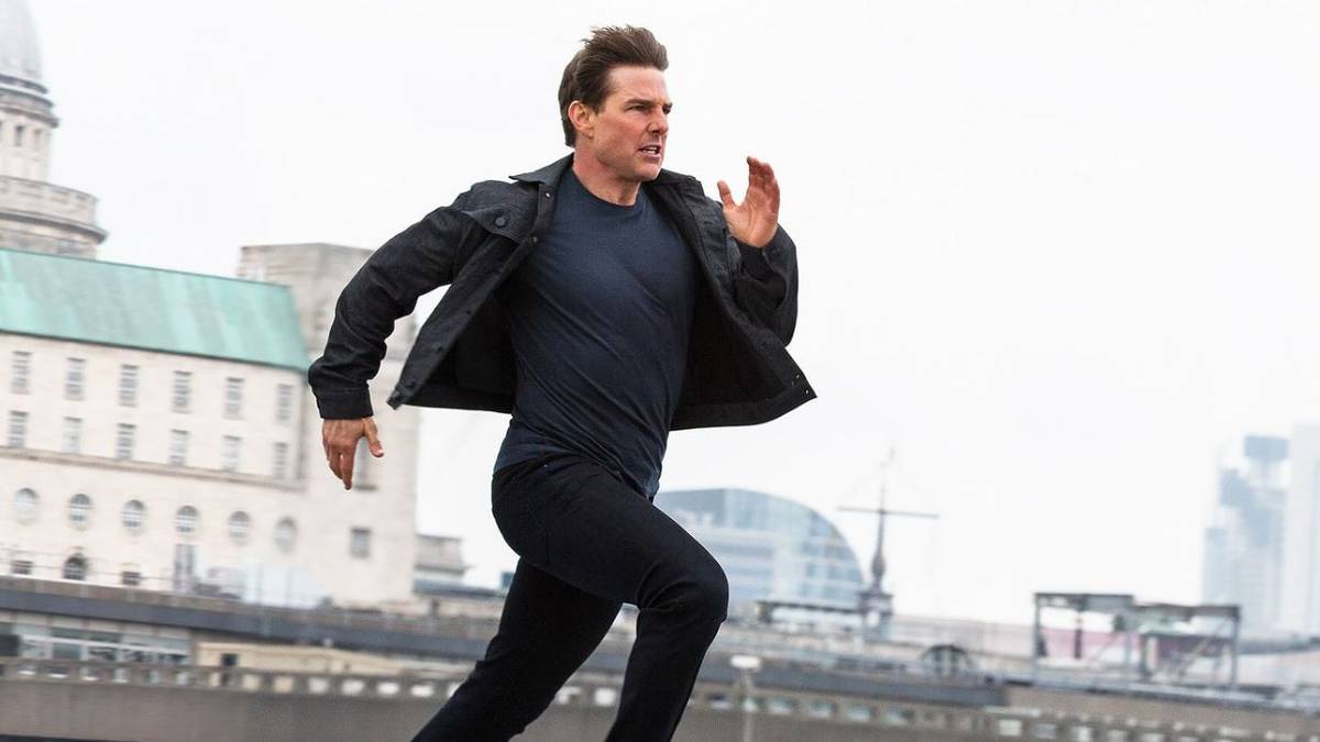 Rob Lowe Reveals Surprising Connection Between Tom Cruise's Iconic Run ...
