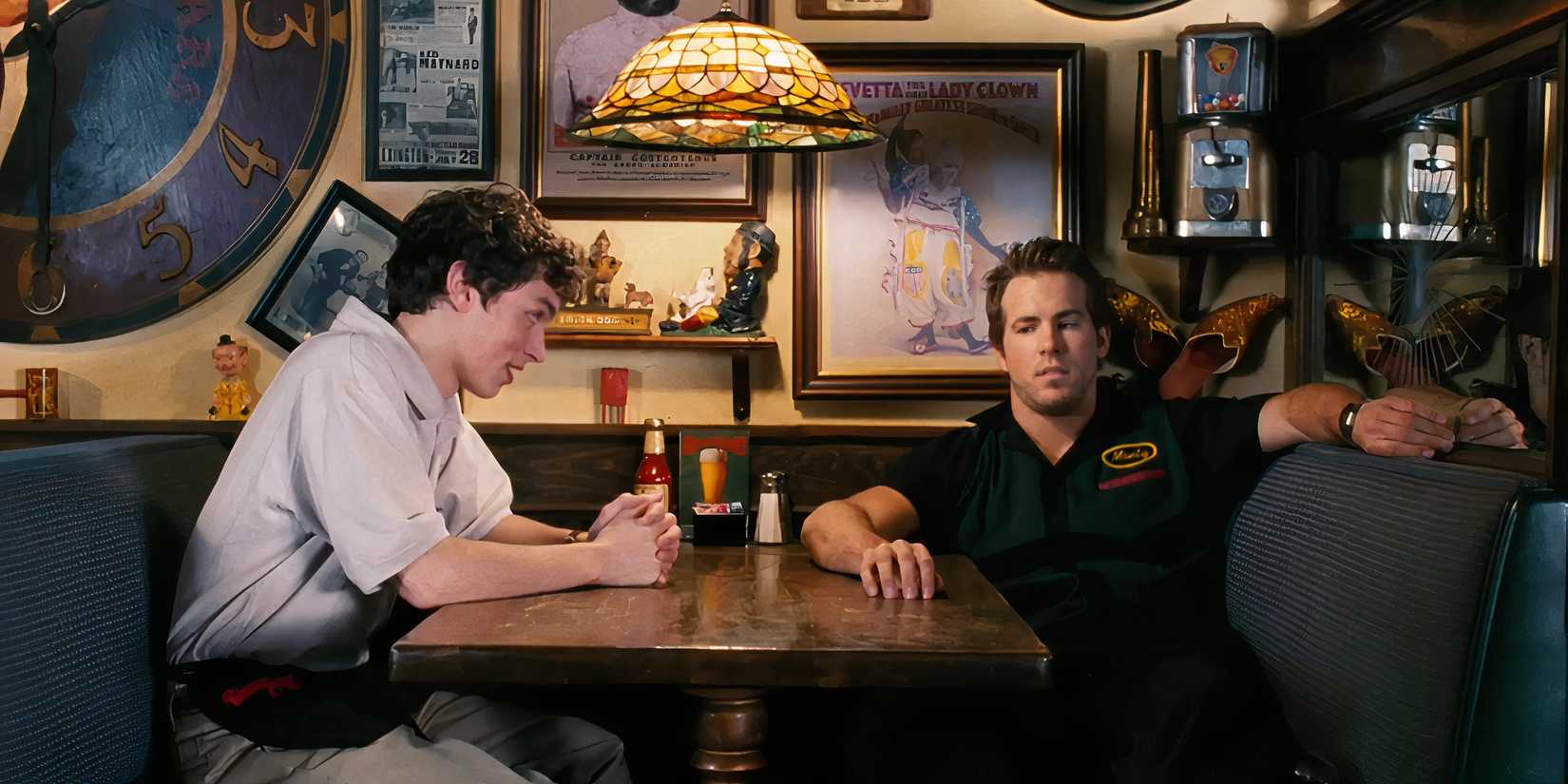 20 Years Ago, Ryan Reynolds Starred in This Cult Comedy Movie With 29% ...