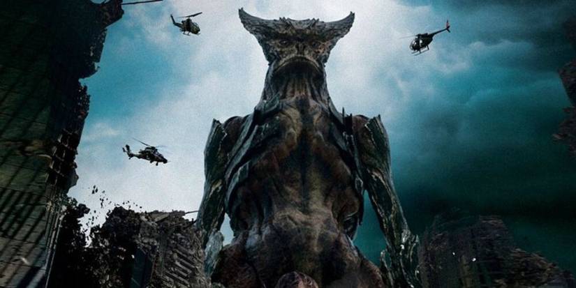 Anne Hathaway's Colossal Is 1 of the Best Creature Features of the 2010s