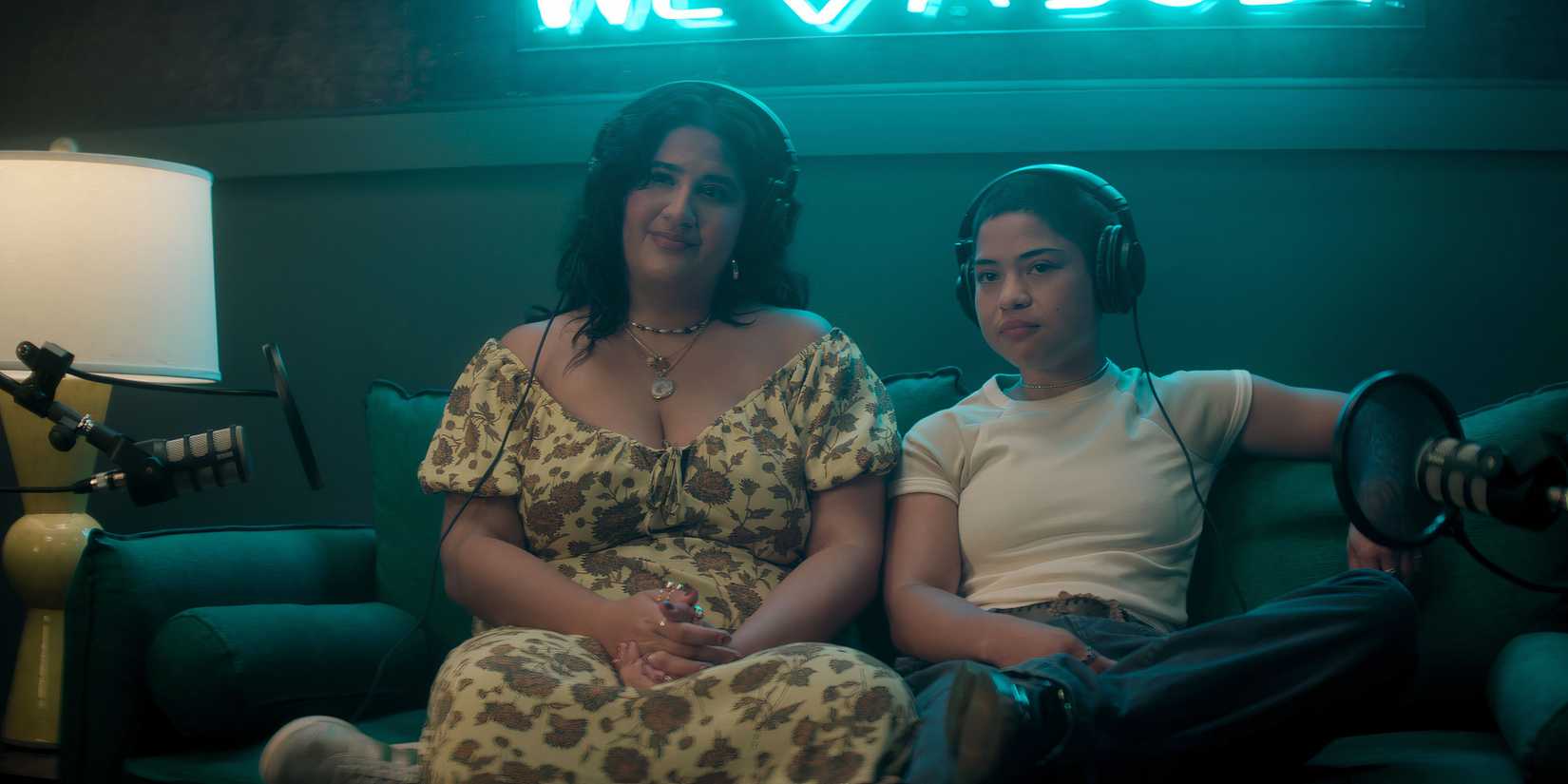 You Fans Think They've Spotted a Major Mistake in Season 5's Opening ...