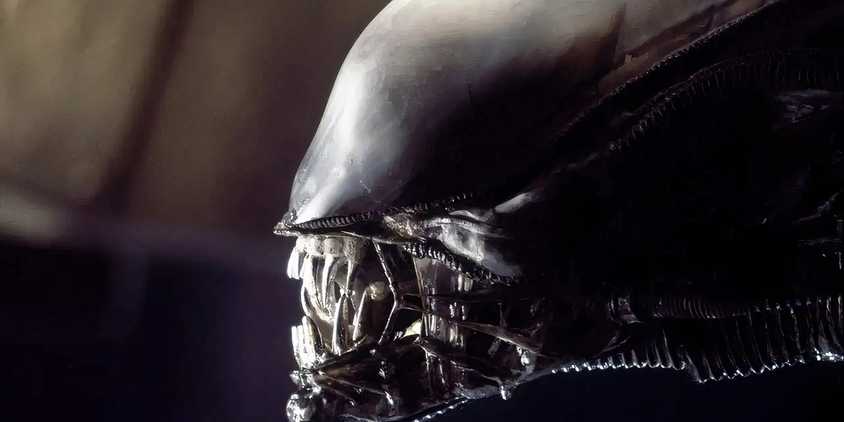 32 Years Later, This Terrifying Alien Abduction Scene Still Keeps Us Up ...