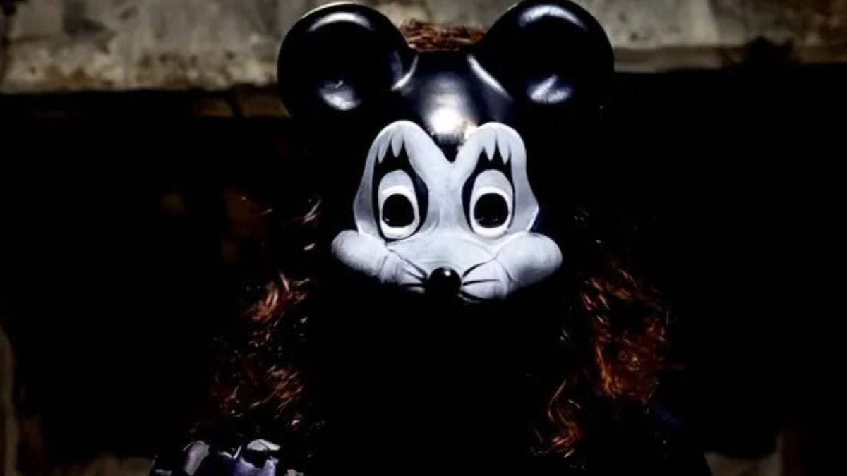 Winnie the Pooh's Twisted Childhood Universe Grows With Minnie Horror Movie