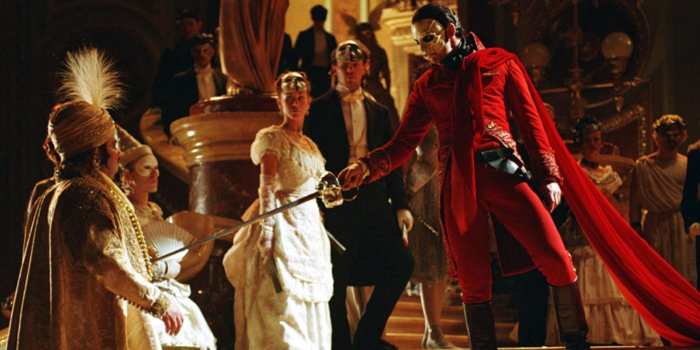 Gerard Butler Phantom Of The Opera 6 Ways Gerard Butler Was An