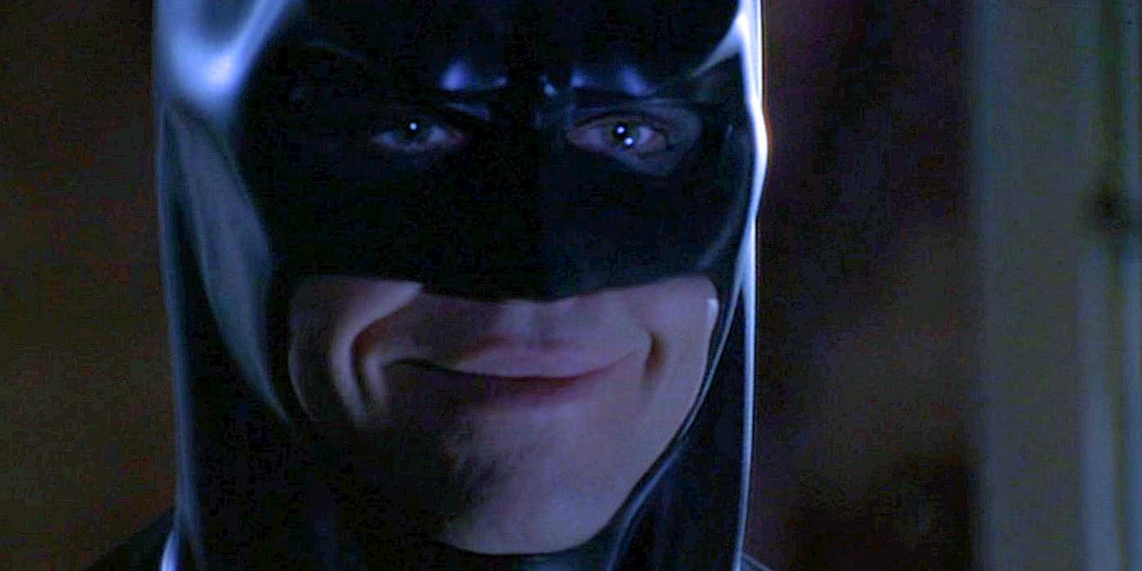 Val Kilmer's Batman Forever Performance Holds Up (& Even Improves) After 30 Years For These Reasons