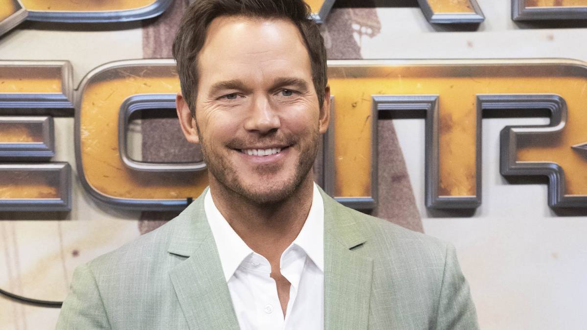 Chris Pratt's Sci-Fi Thriller Mercy Debuts Official Trailer