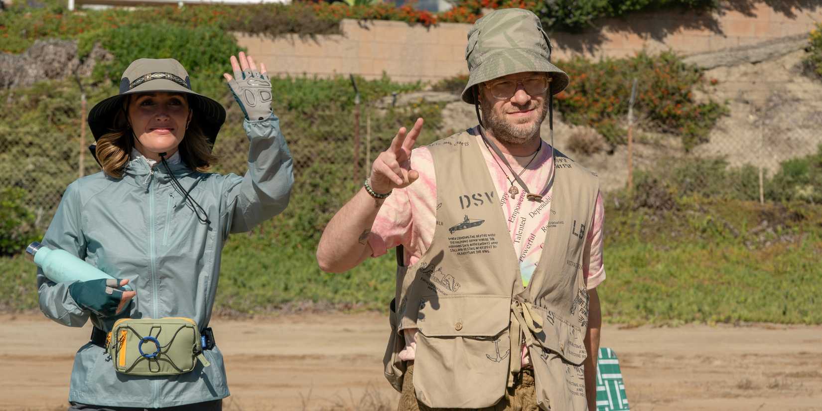 Rose Byrne and Seth Rogen's Platonic Friendship Takes Unexpected Turns ...