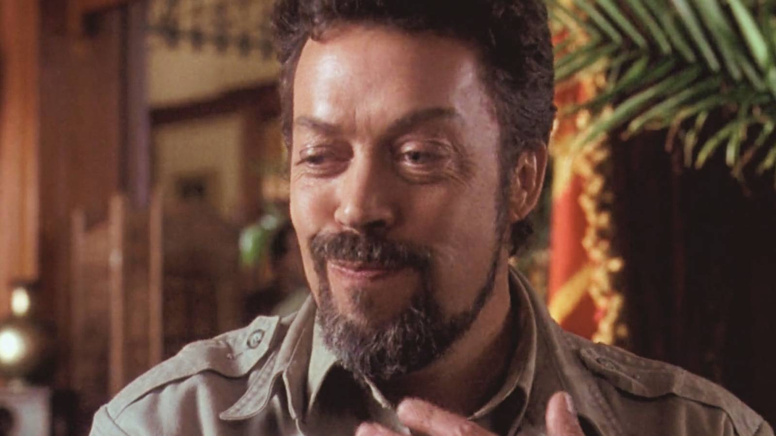 2 Years After Steven Spielberg's Jurassic Park, Tim Curry Starred in an ...