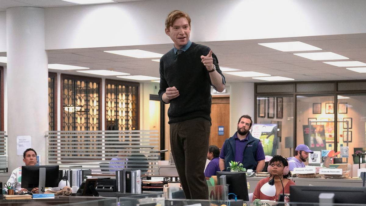 The Paper Actor Compares Domhnall Gleeson's Manager To Popular Parks ...