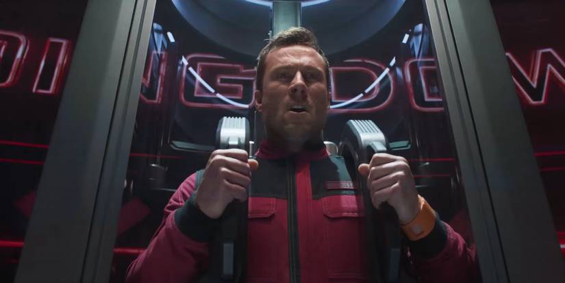 The Running Man Villain Lee Pace Reveals How His Character Evan McCone ...