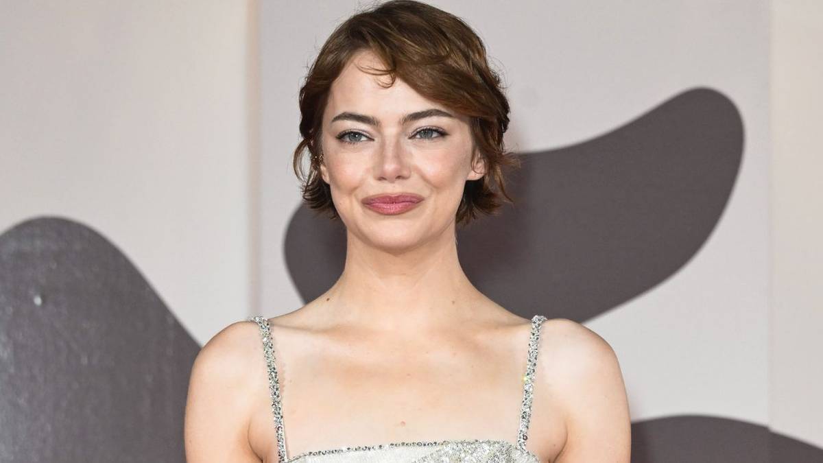 Emma Stone's Bugonia Debuts With Near-Perfect Rotten Tomatoes Score