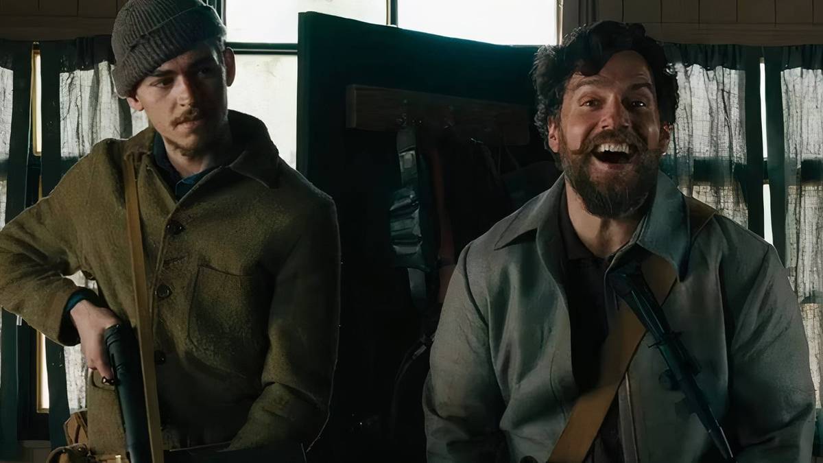 Henry Cavill & Alan Ritchson’s Sleeper Guy Ritchie WW2 Thriller ...