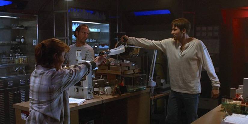 This 32-Year-Old X-Files Episode With a Secret John Carpenter ...