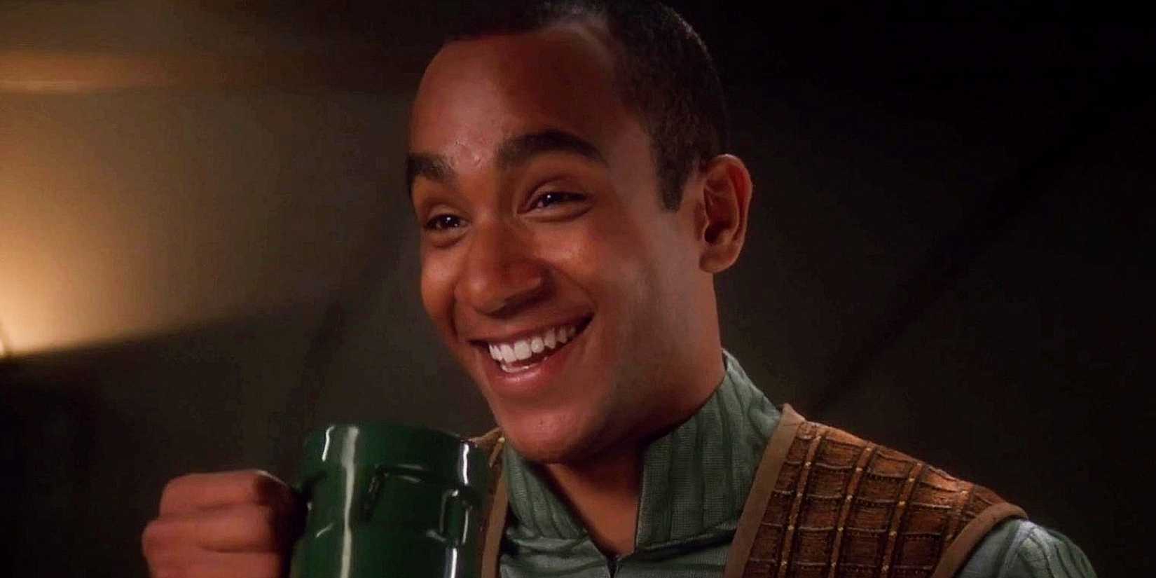 Star Trek Finally Has the Chance to Beat This 96% RT Star Wars Show at ...