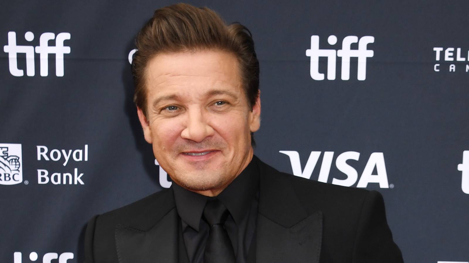 Jeremy Renner and Yi Zhou to Collaborate on All-AI Film Stardust Future