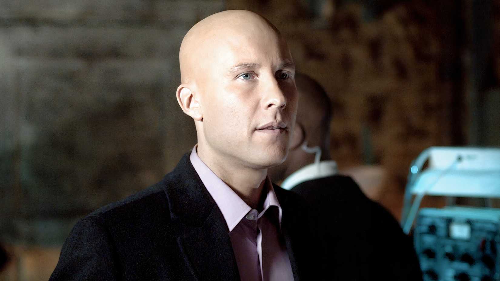 10 Greatest Ways Smallville Season 1 Redefined Superhero Television