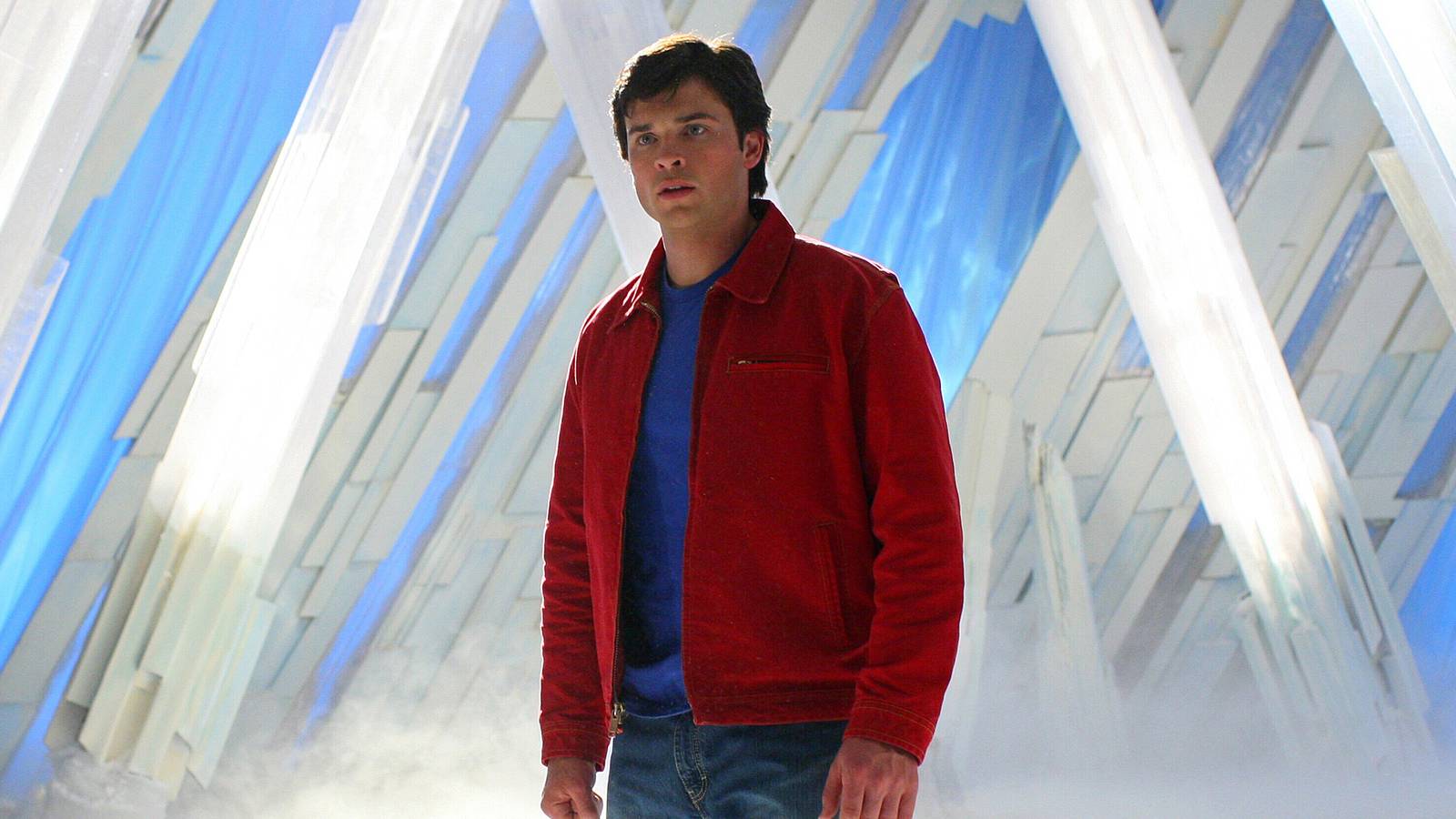 Smallville's Clever Use of Superman's Colors, Explained