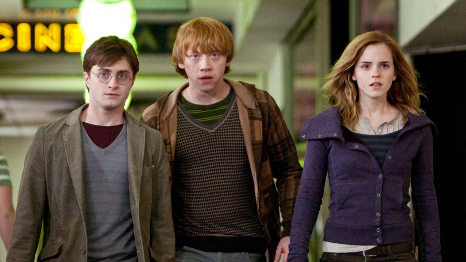 Harry Potter and Hermione's Crookshanks Theory, Explained
