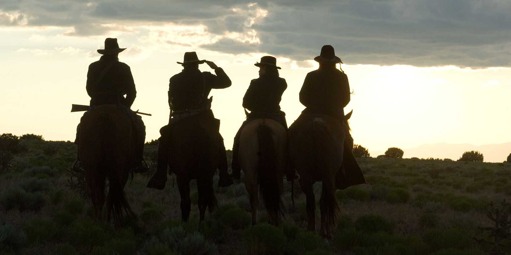 Clancy Brown’s Forgotten Western Horror Gem Still Has 1 of the Most ...