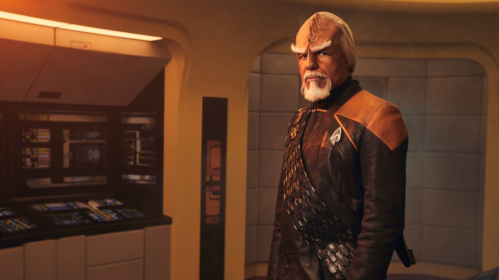 Star Trek Producer Lied About Scott Bakula Hating Michael Dorn