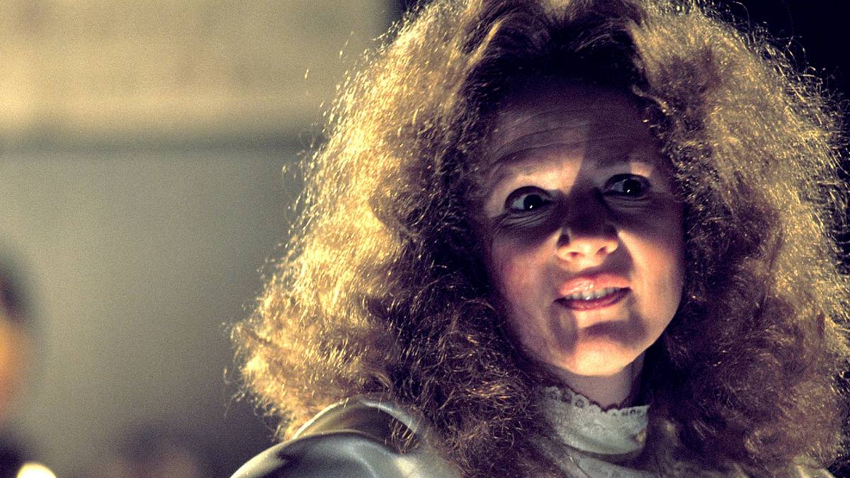 6 Chilling Words in Carrie Set the Standard for Psychological Horror