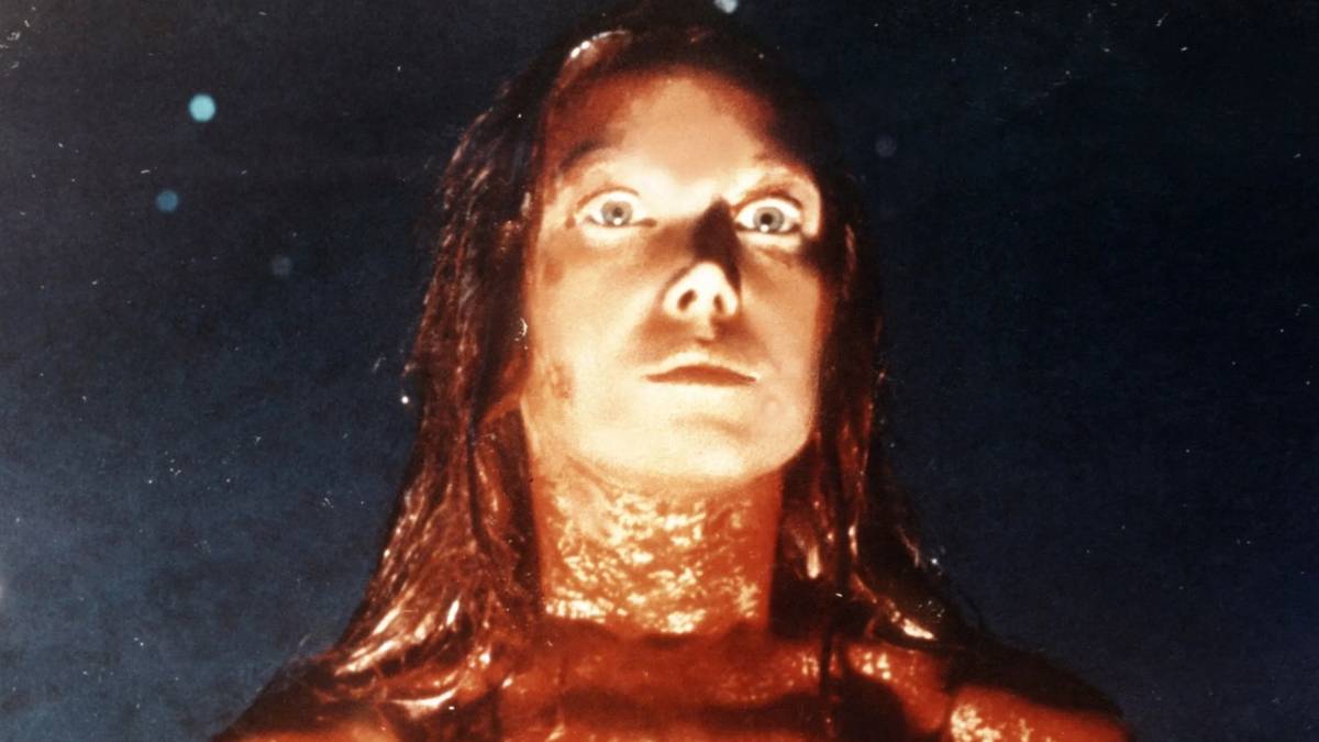 Mike Flanagan's Upcoming Reboot of an All-Time Classic Officially Gets ...