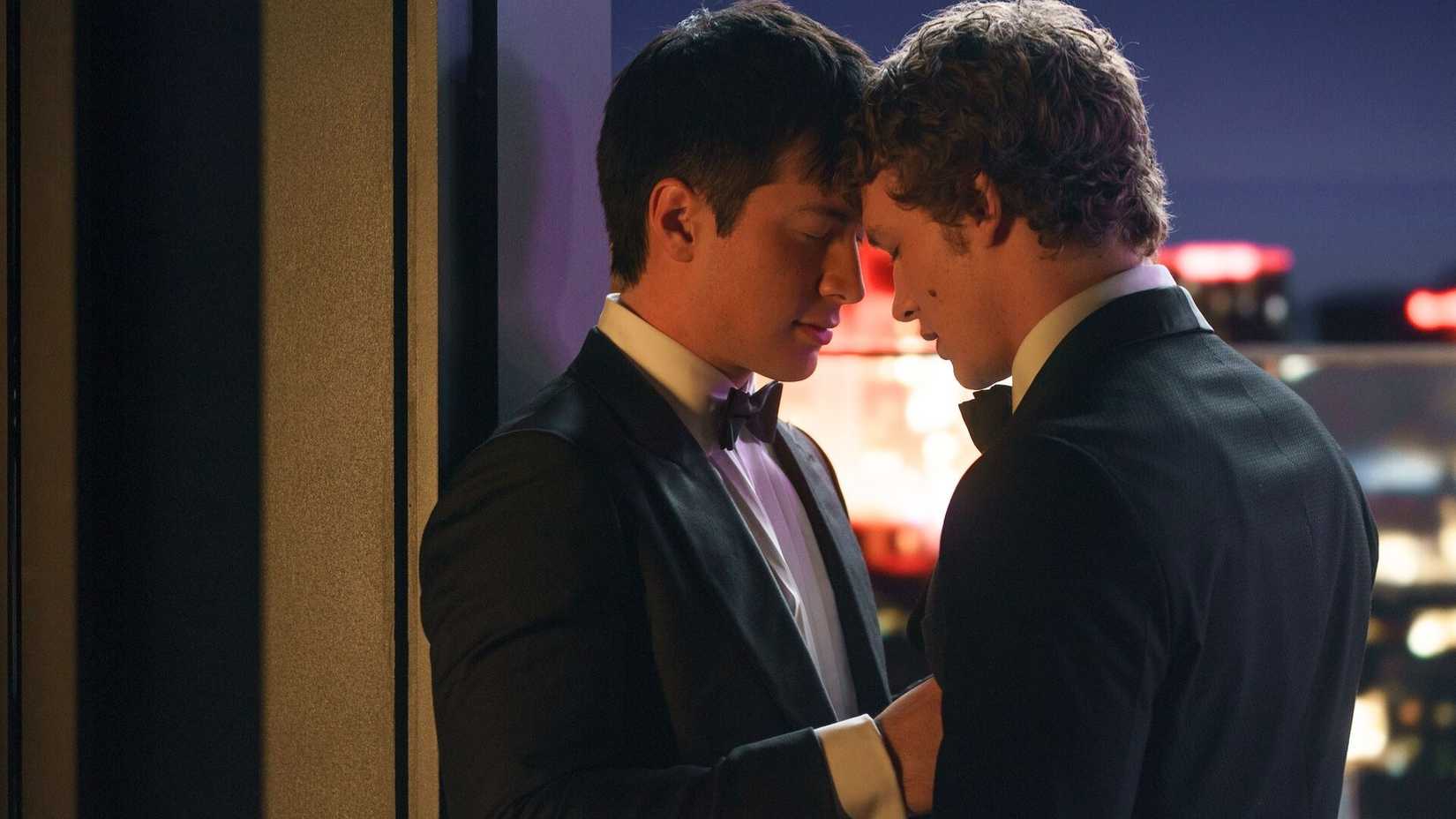 HBO's Best New Show of 2025 Heated Rivalry Confirms Season 2 Release Window