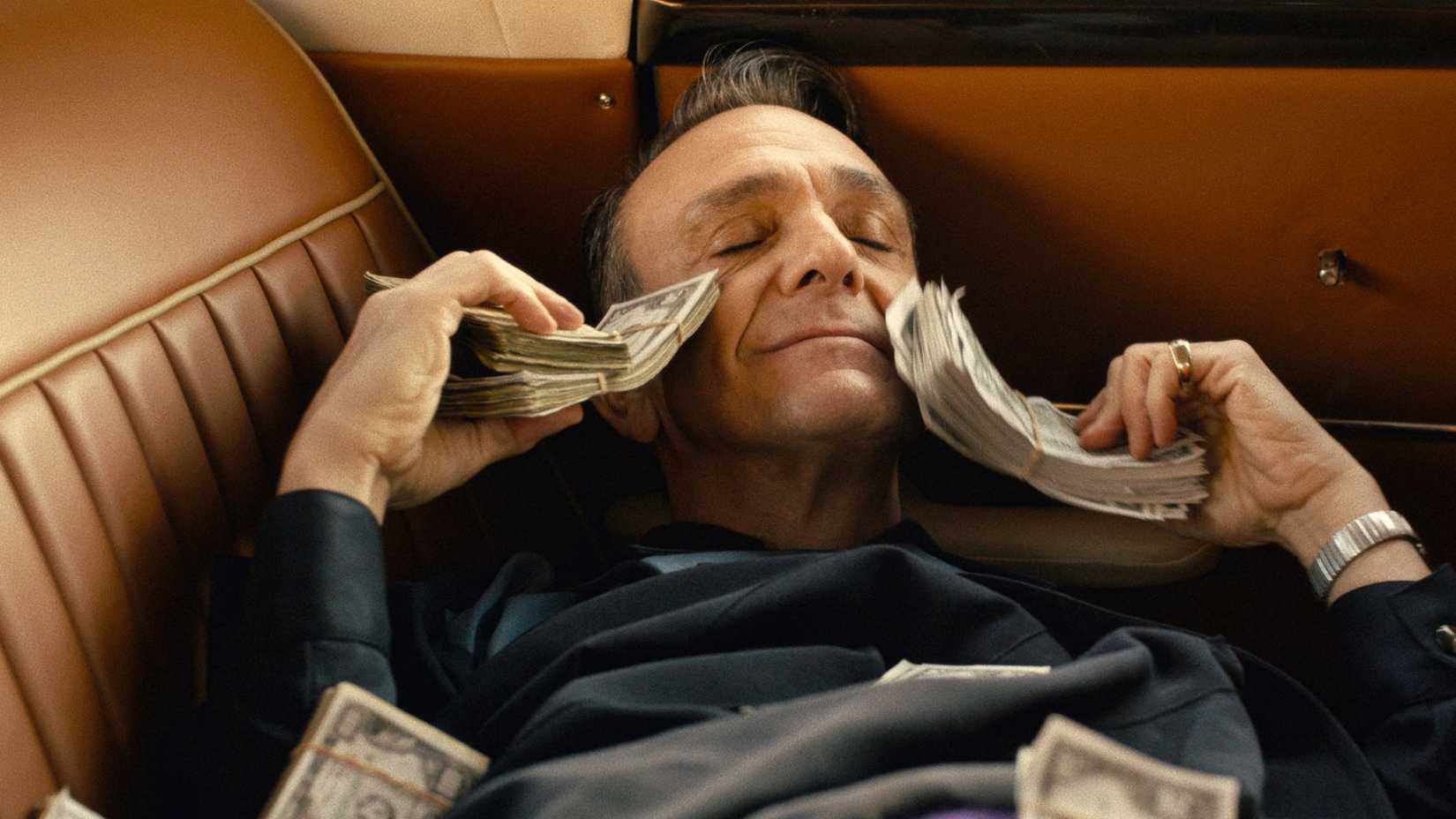 Apple TV's Hello Tomorrow! Is 1 of Streaming's Most Unhinged Gems