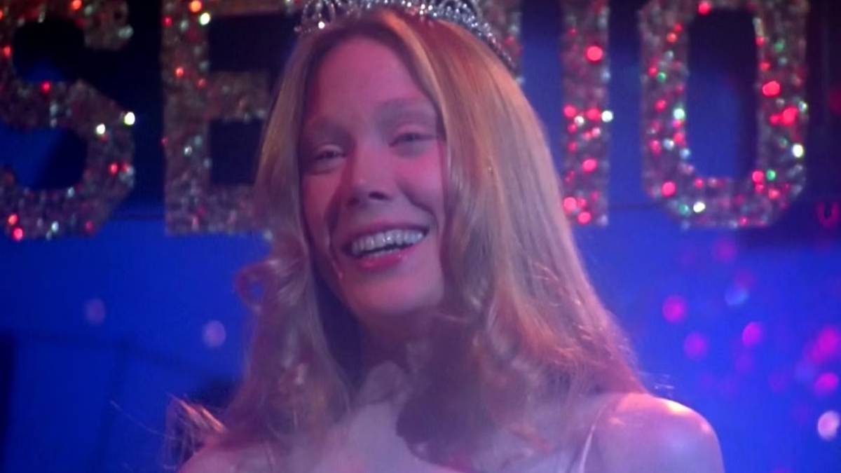 Prime Video's Carrie Reimagines Stephen King Classic With Social Media ...