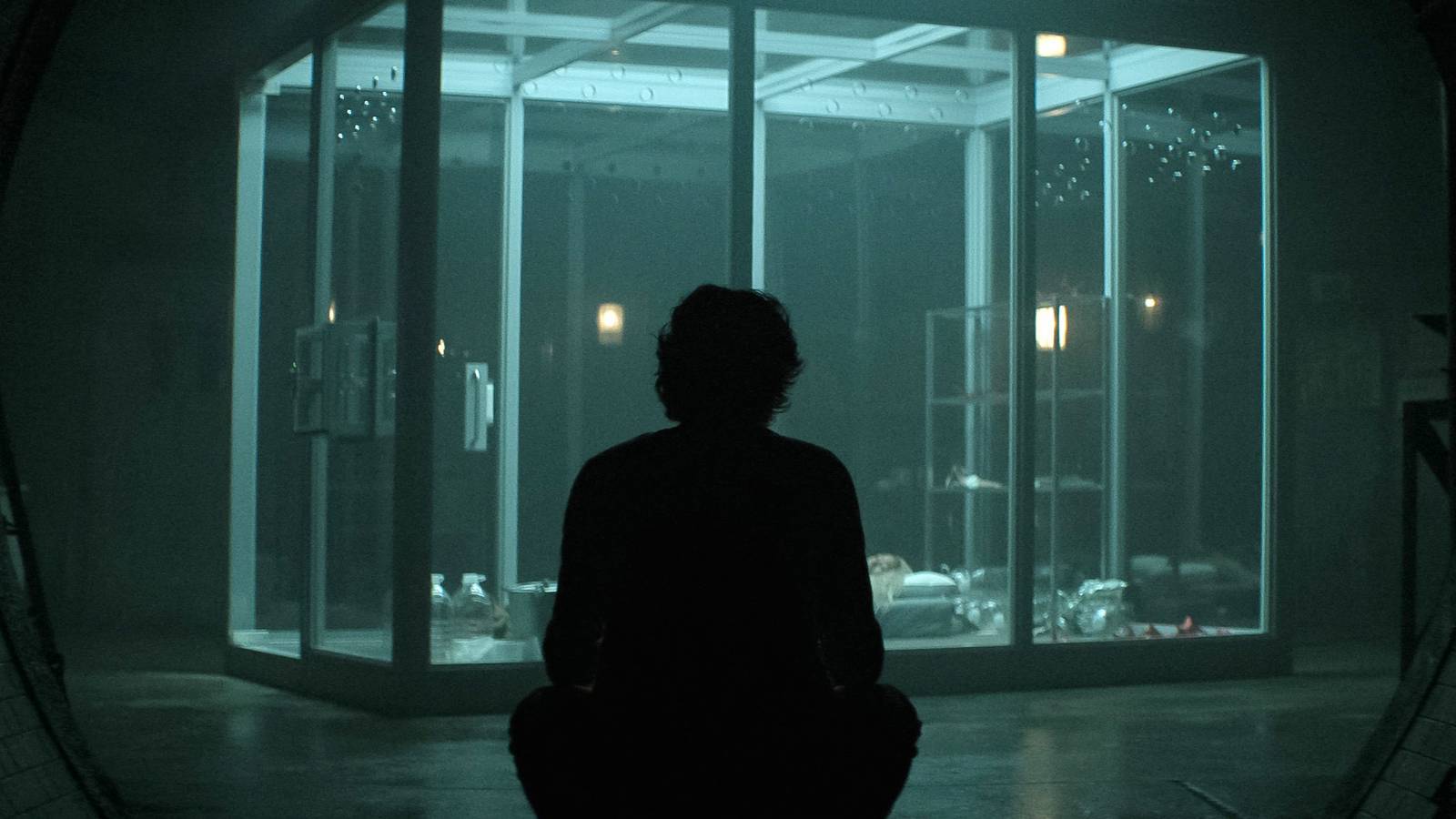 Netflix's 5-Season Dexter Copycat You Is an Uncomfortable Binge