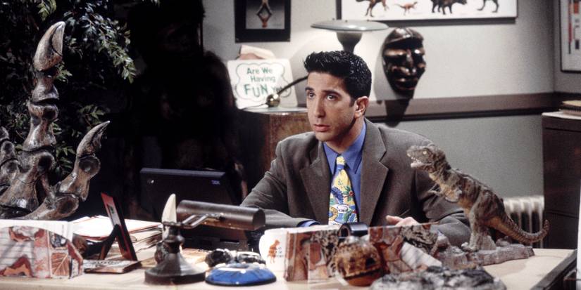 Friends: Every Main Character's Age at the Start of the Series
