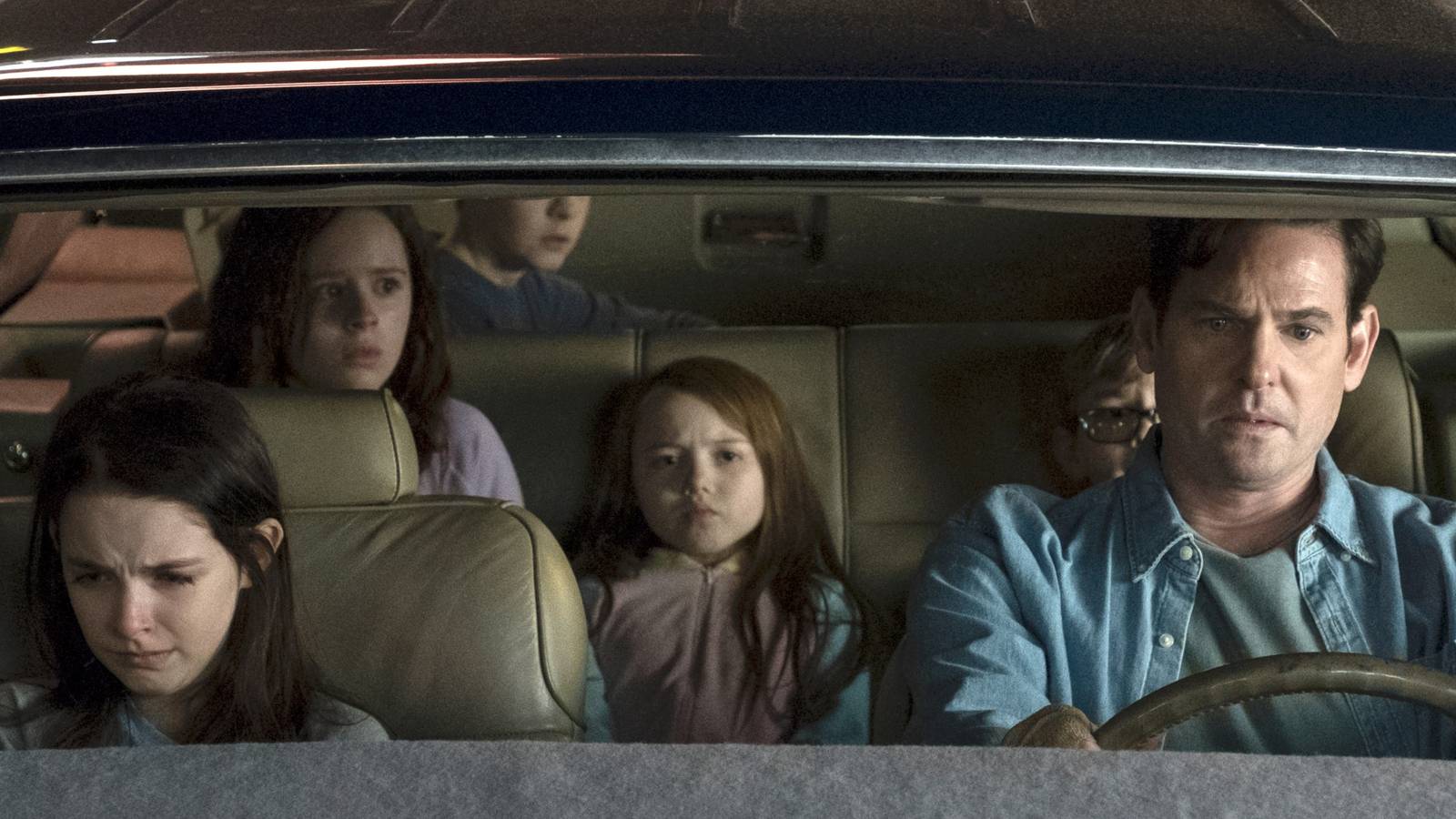 The Haunting of Hill House's Theo Crain Raised the Bar for Mike ...