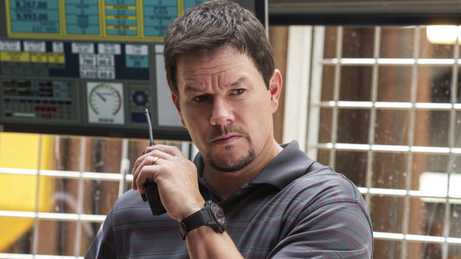 Mark Wahlberg's Oscar-Nominated Disaster Movie Is Officially Streaming ...