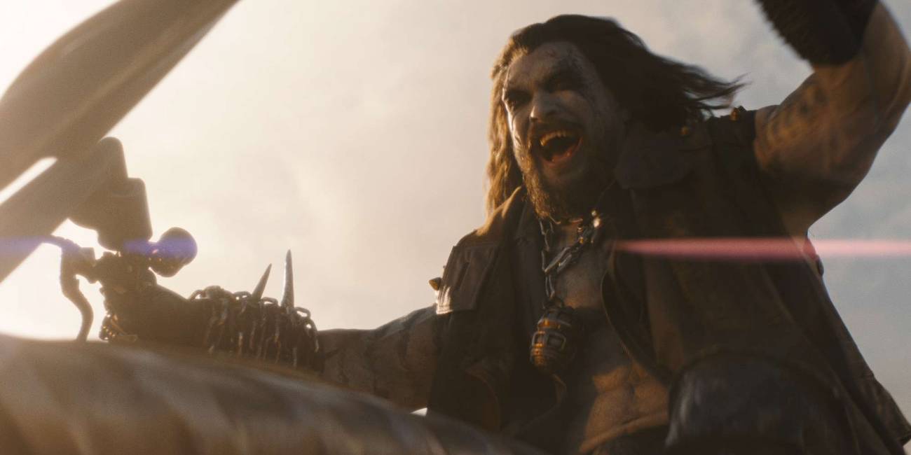 Supergirl Producer Explains How Jason Momoa Joined the DC Universe as Lobo