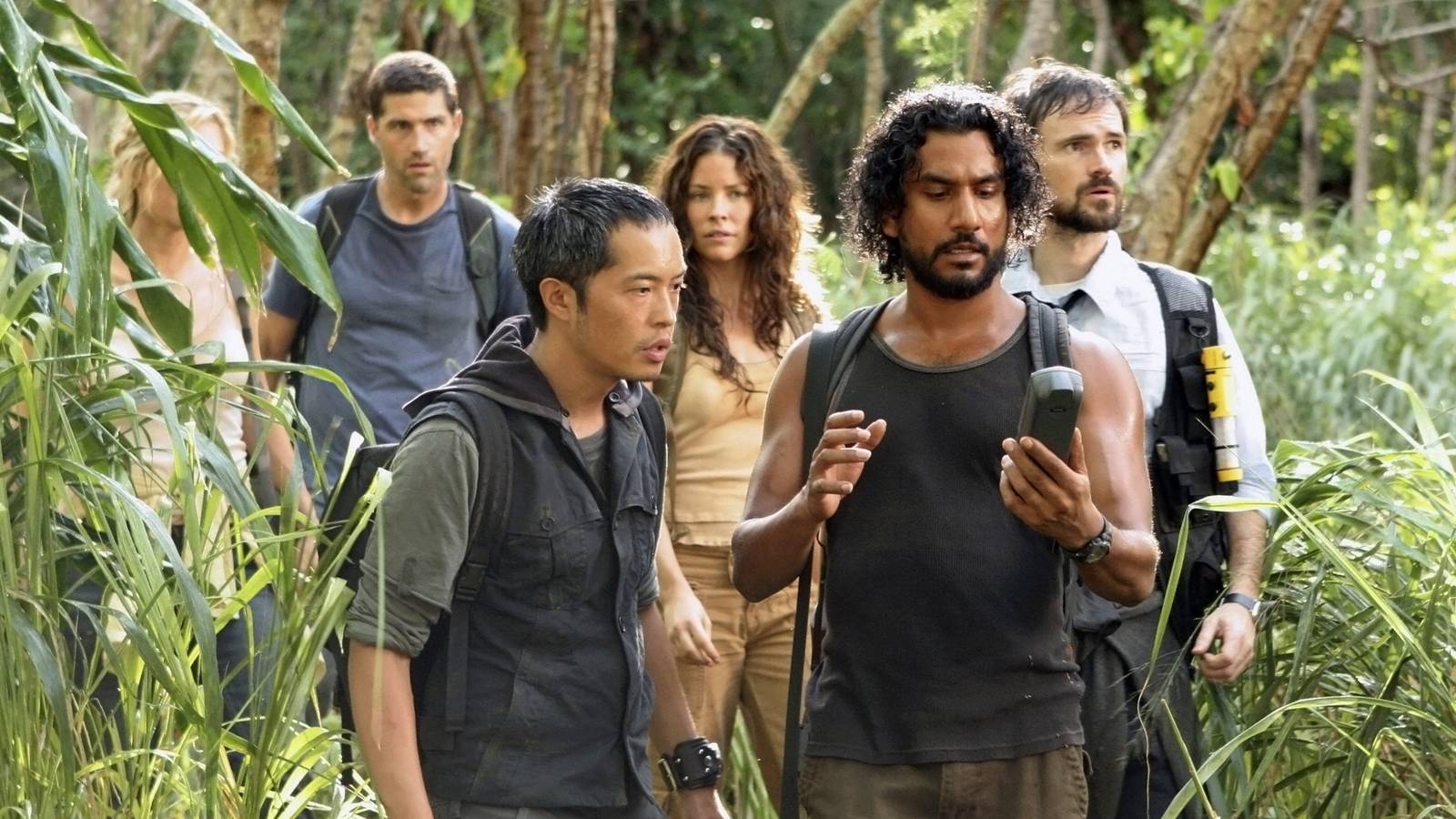 Hulu's 8-Part Dystopian Show With 91% RT Shows Lost How It's Done