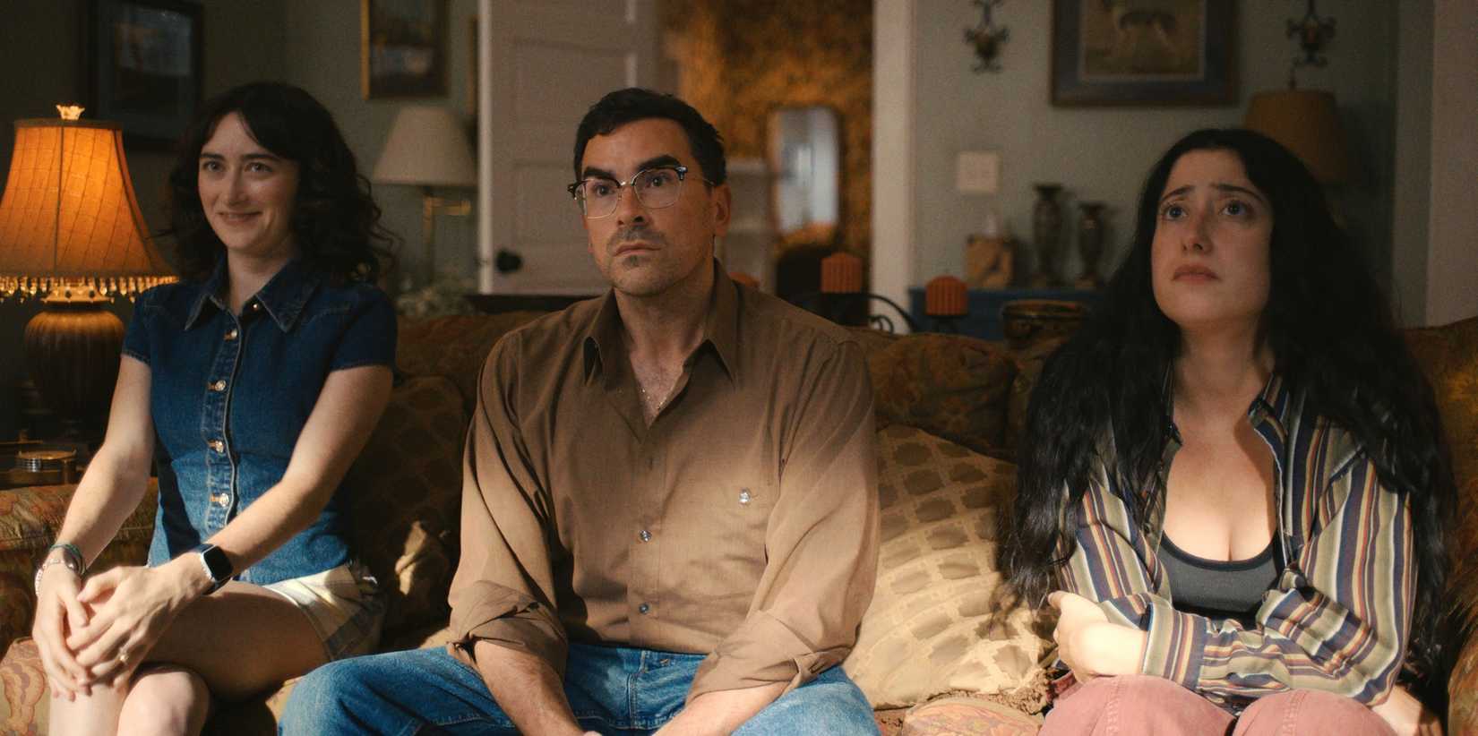 Big Mistakes Review: Dan Levy’s Netflix Crime Comedy Is Chaotic, Funny ...