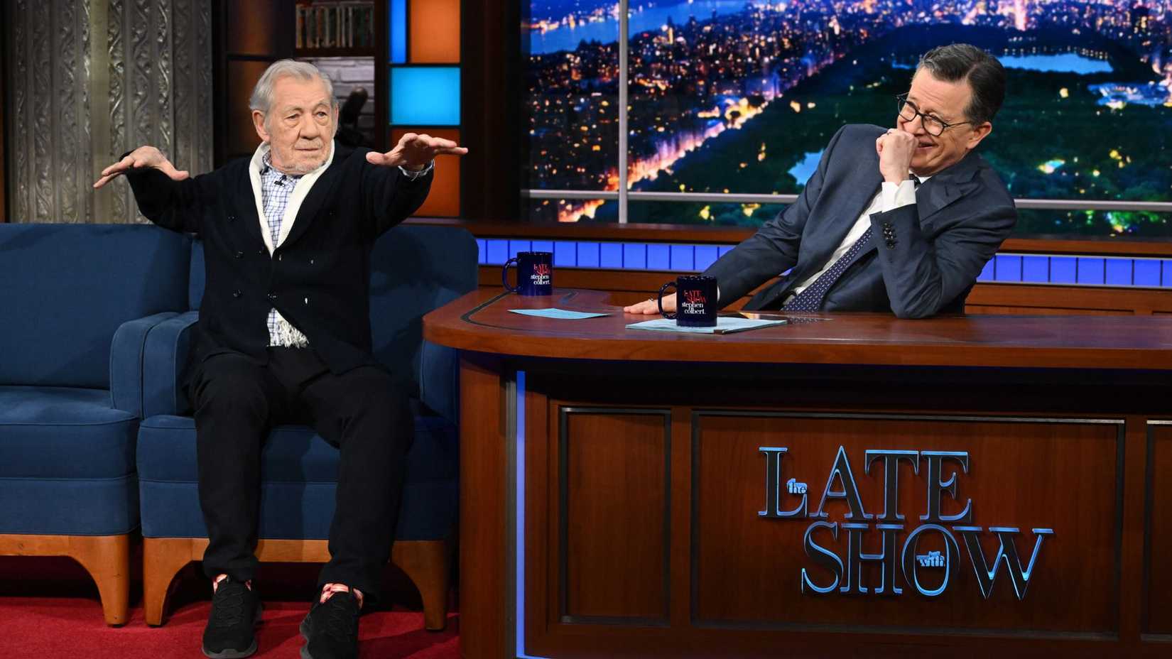 CBS Officially Confirms Its Late Show Replacement With Byron Allen’s ...