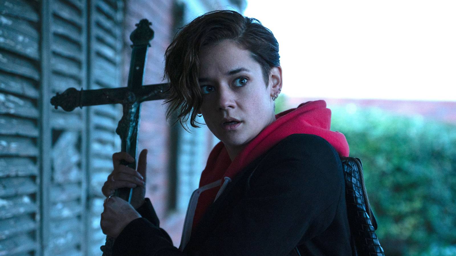 Netflix's Marianne Is a Horror Hidden Gem That Terrified Stephen King