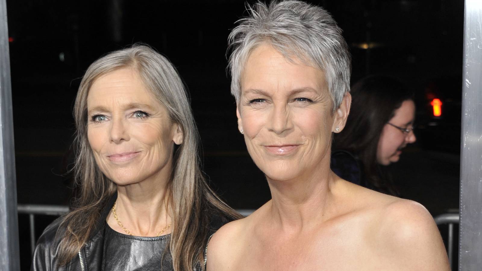Jamie Lee Curtis Announces Death of Actress Sister Kelly Lee Curtis